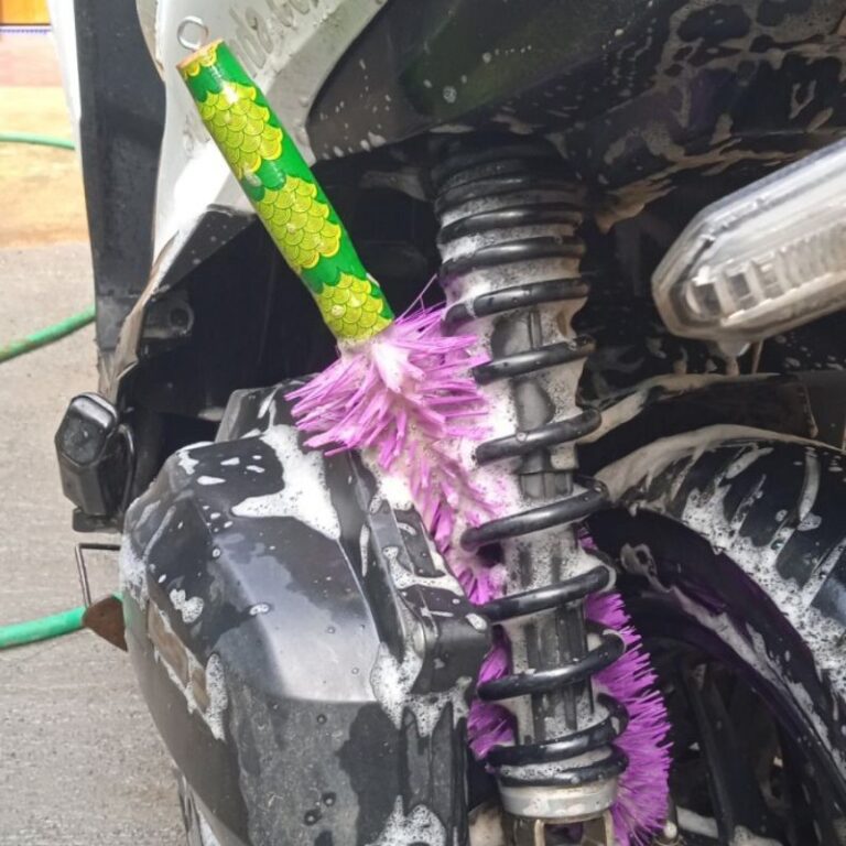 10 Peralatan Usaha Cuci Motor yang Wajib Dimiliki oleh Pengusaha